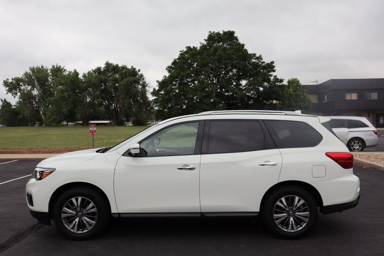 2019 Nissan Pathfinder SL | Victory Motors of Colorado