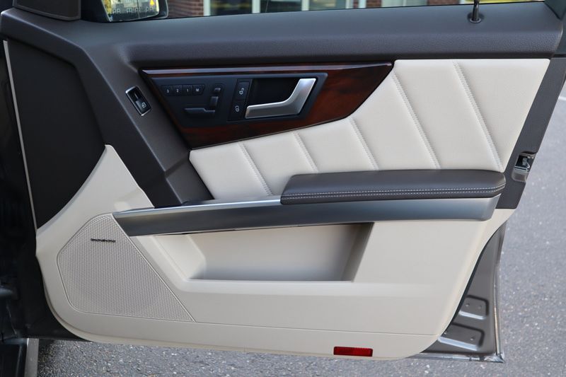 2014 Mercedes-Benz GLK 350 Photos