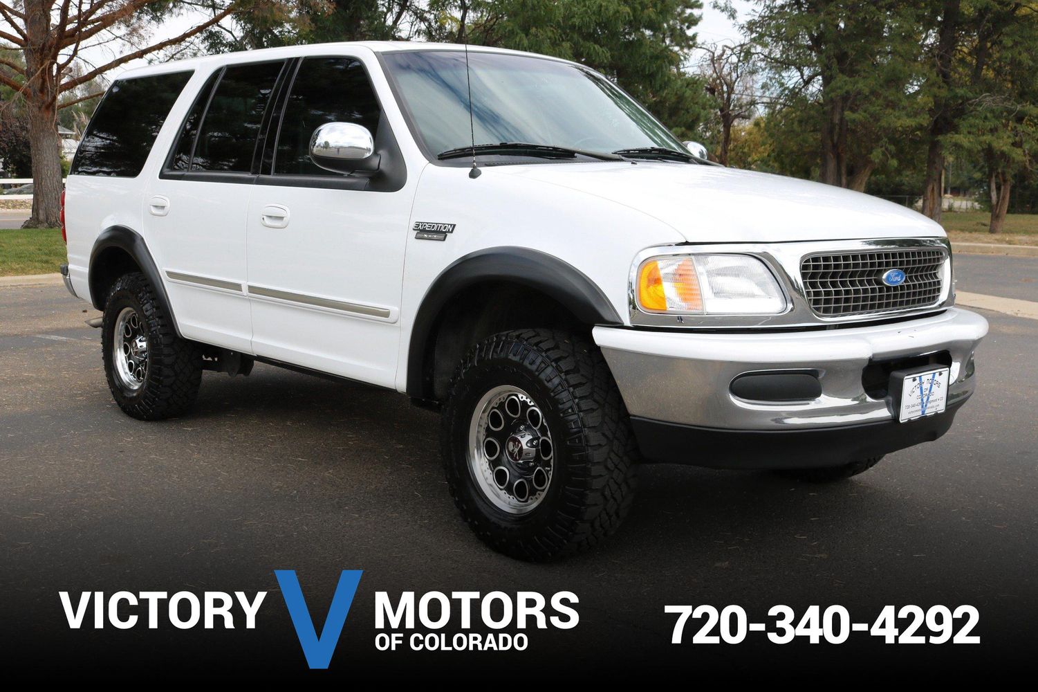 1997 Ford Expedition XLT | Victory Motors of Colorado