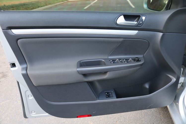 2008 Volkswagen Rabbit S | Victory Motors of Colorado