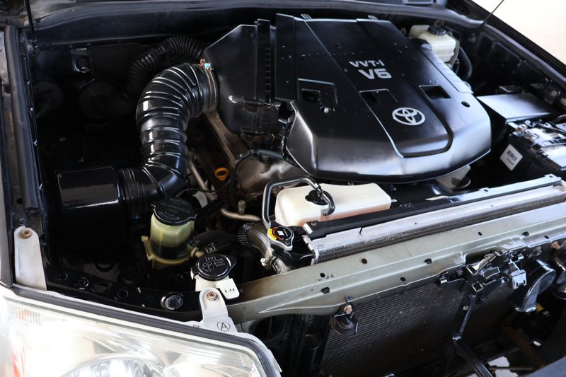 2005 Toyota 4Runner Photos