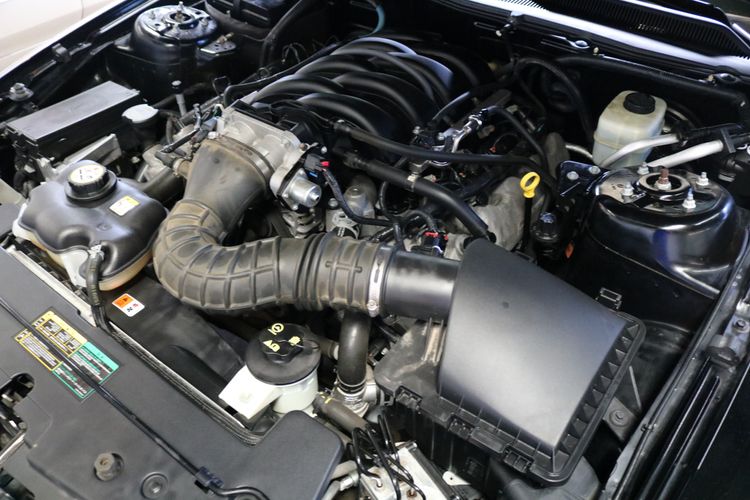 2005 Ford Mustang GT | Victory Motors of Colorado