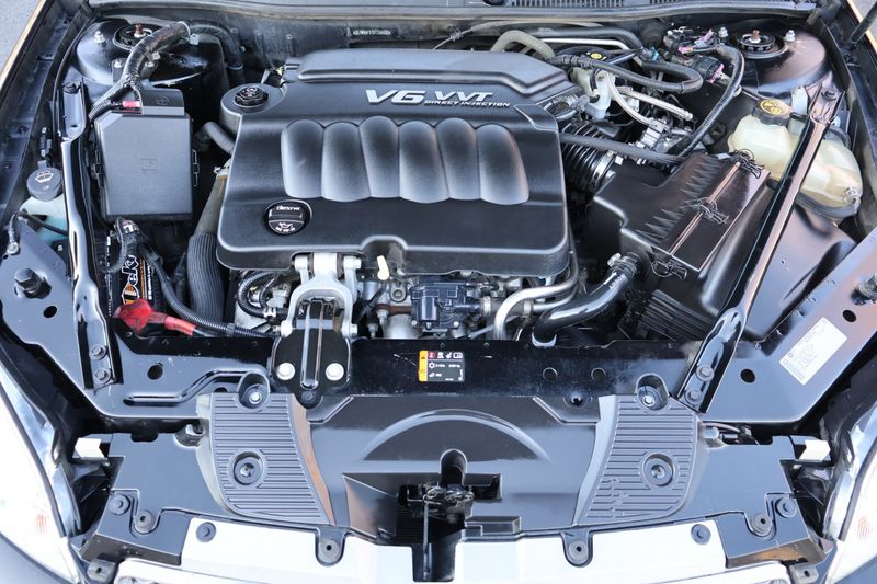 2013 Chevrolet Impala Photos