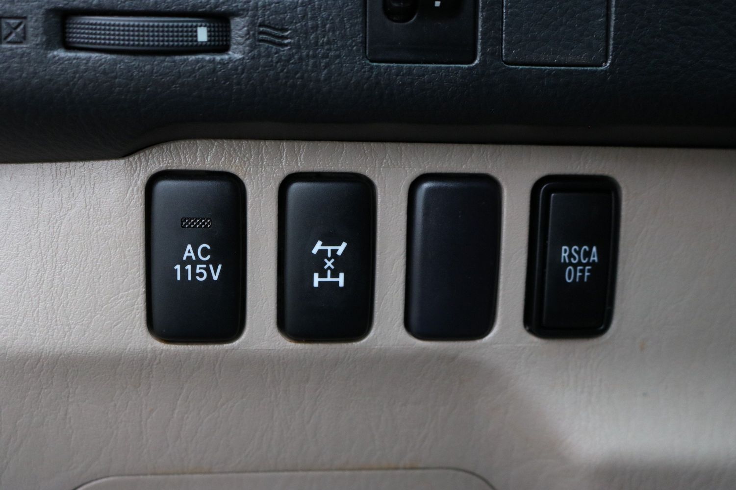 2006 Toyota 4Runner SR5 | Victory Motors of Colorado