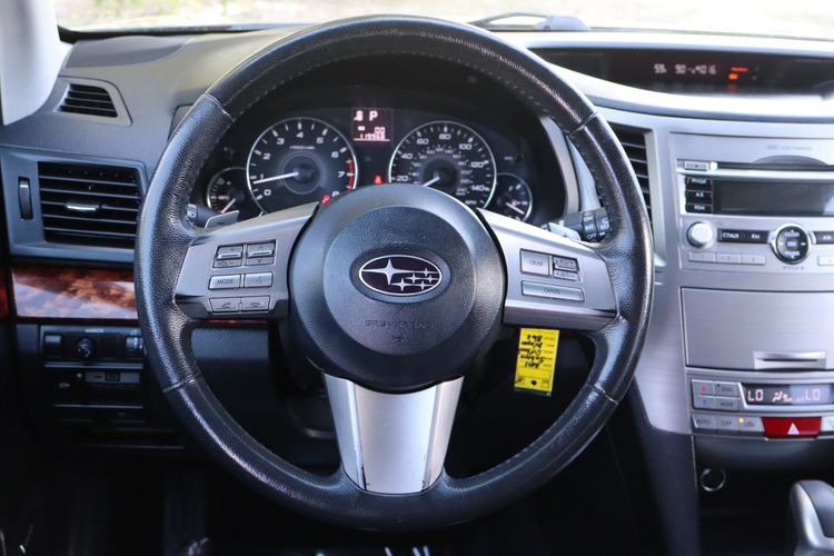 2011 Subaru Outback 2.5i Limited | Victory Motors of Colorado