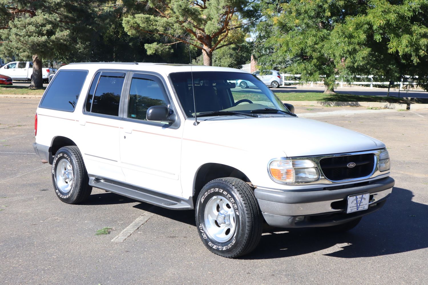 1998 Ford Explorer XLT | Victory Motors of Colorado