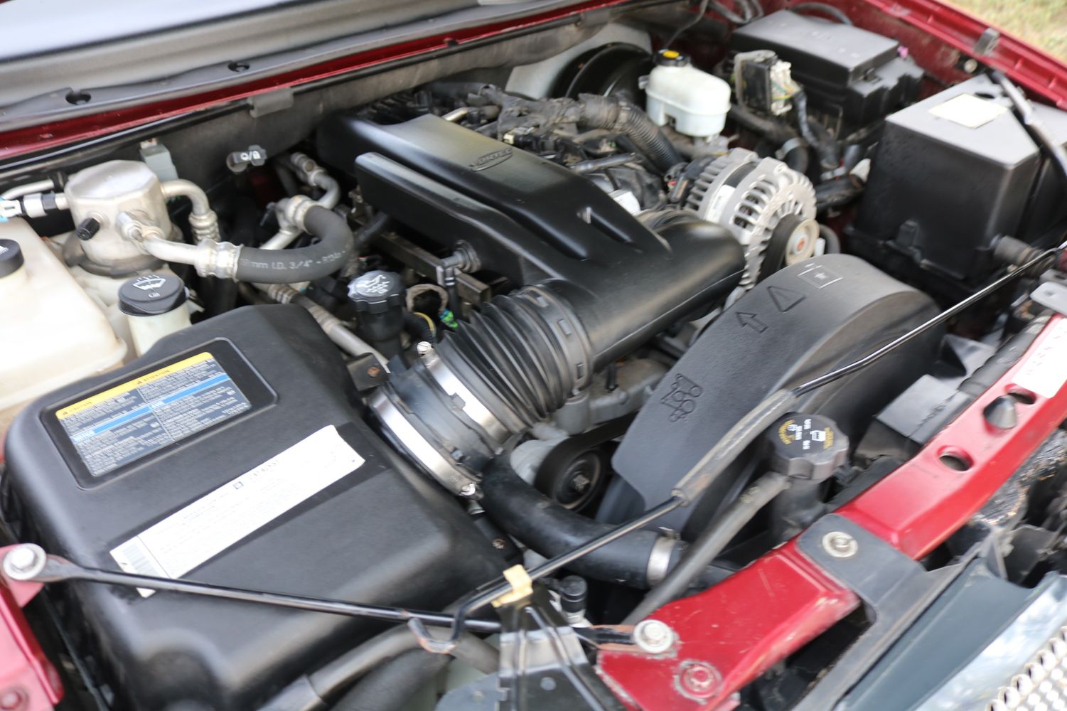 2006 GMC Envoy XL Denali | Victory Motors of Colorado