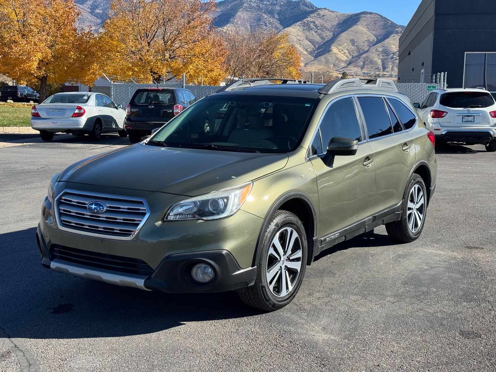 2016 Subaru Outback 2.5i Limited | Rich's Cars'n Credit