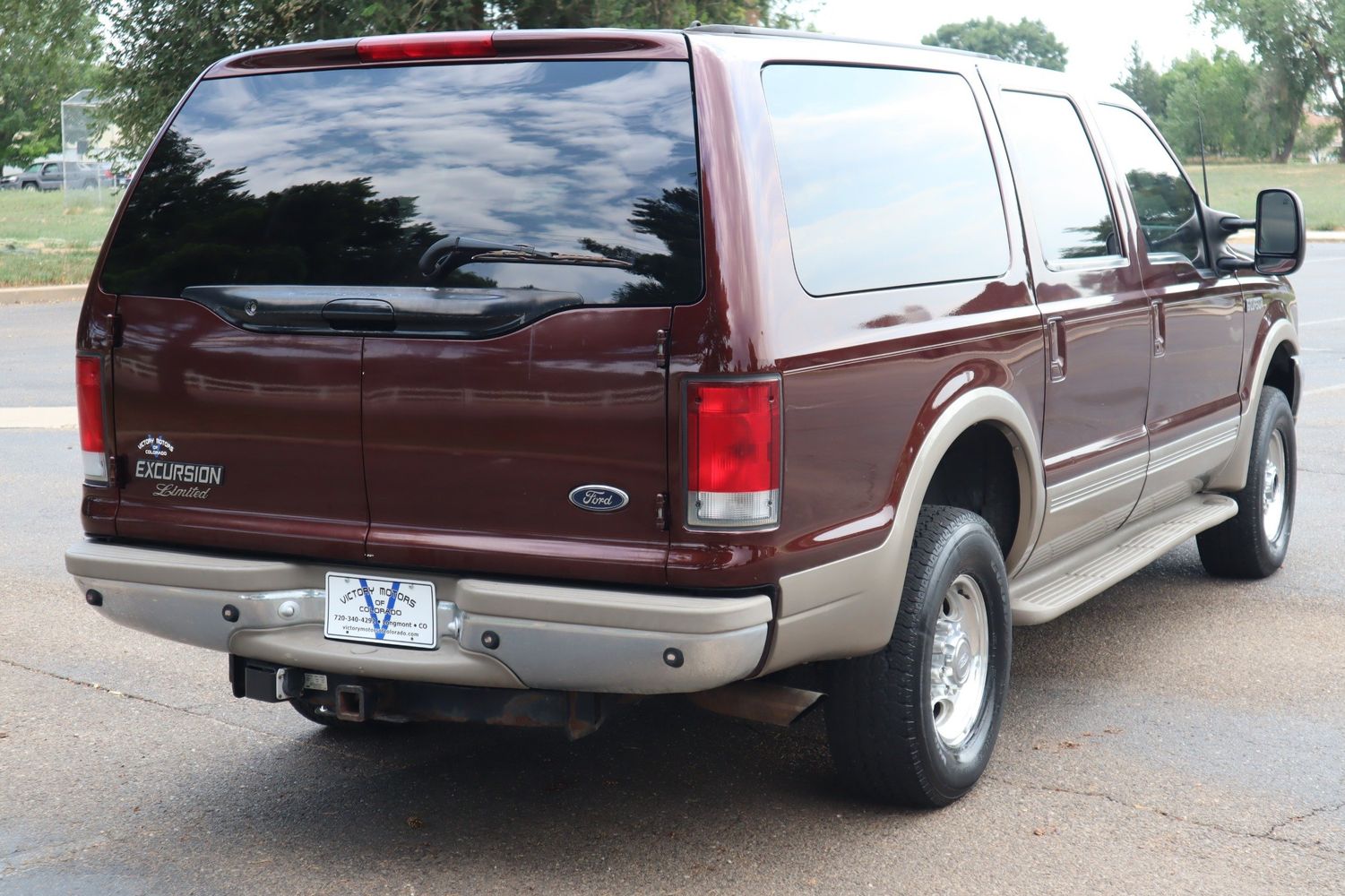 2000 Ford Excursion Limited | Victory Motors of Colorado