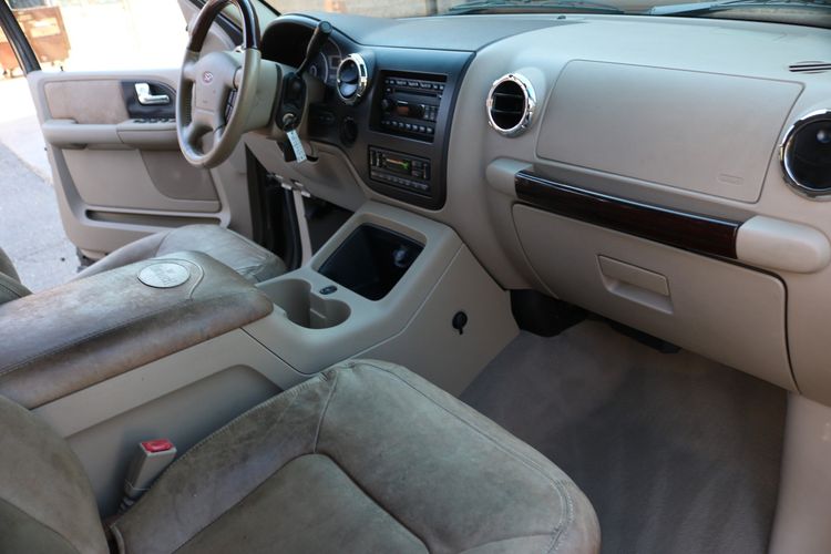 2006 Ford Expedition King Ranch | Victory Motors of Colorado