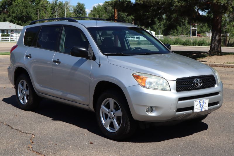 2007 Toyota RAV4 Photos