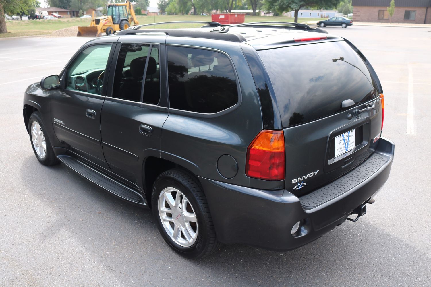 2006 GMC Envoy Denali | Victory Motors of Colorado