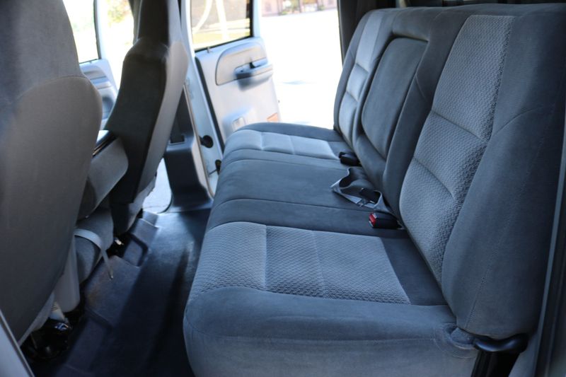 2002 Ford F-350 Super Duty Photos
