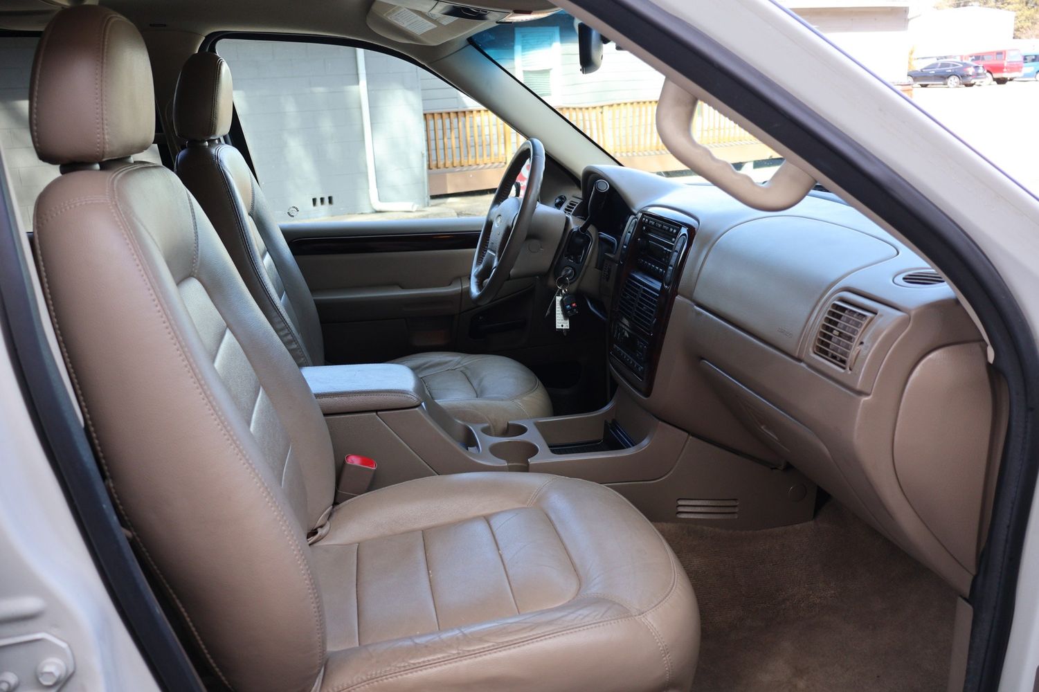 2004 Ford Explorer Limited | Victory Motors of Colorado