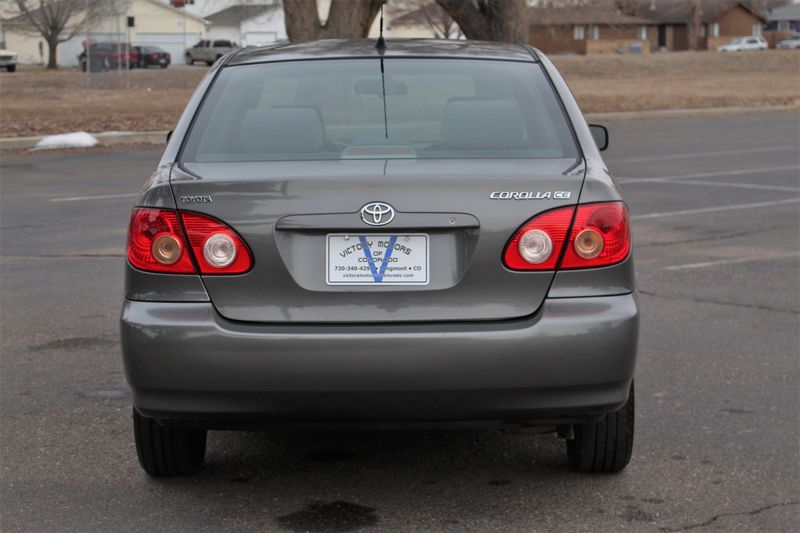 2006 Toyota Corolla Photos