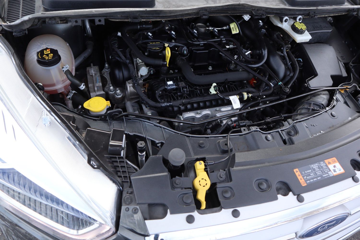 2019 Ford Escape SEL | Victory Motors of Colorado