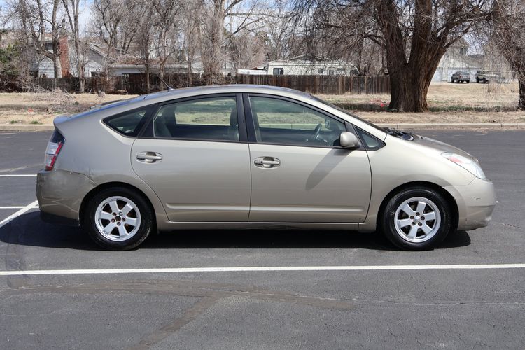 2005 Toyota Prius Base | Victory Motors of Colorado