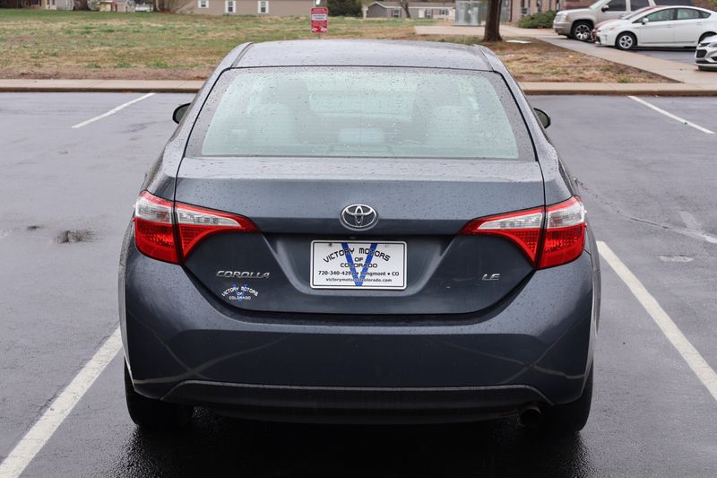 2016 Toyota Corolla Photos