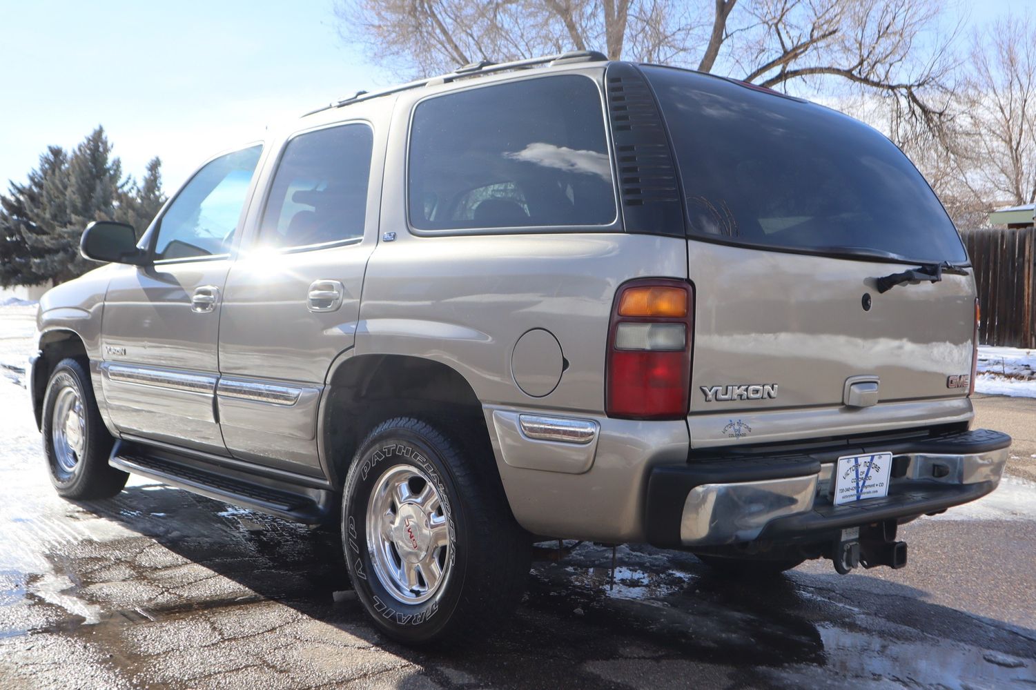2002 GMC Yukon SLT | Victory Motors of Colorado