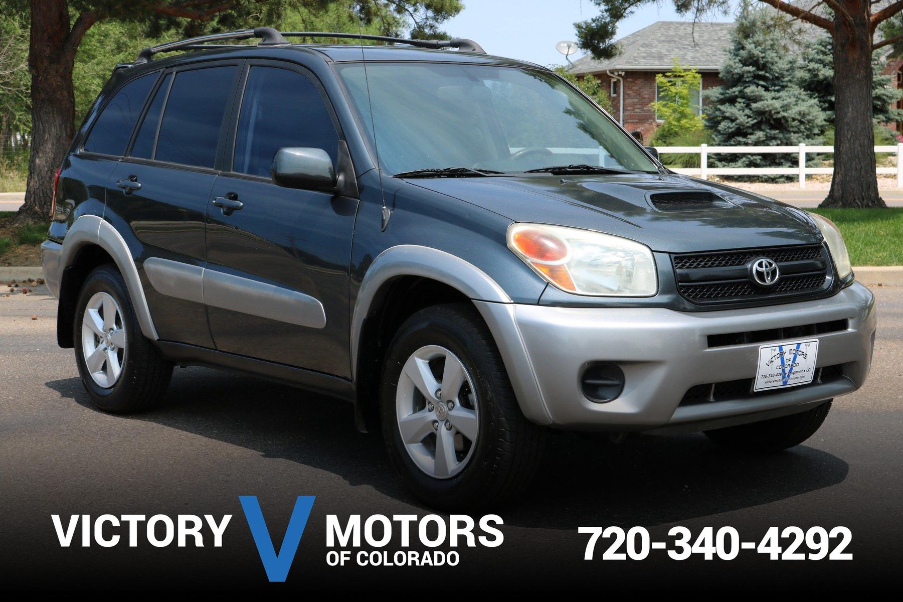 2004 Toyota RAV4 AWD | Victory Motors of Colorado