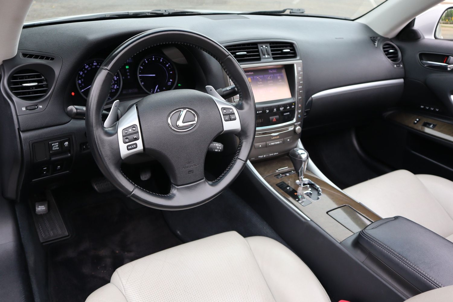 2013 Lexus IS 250C Base | Victory Motors of Colorado