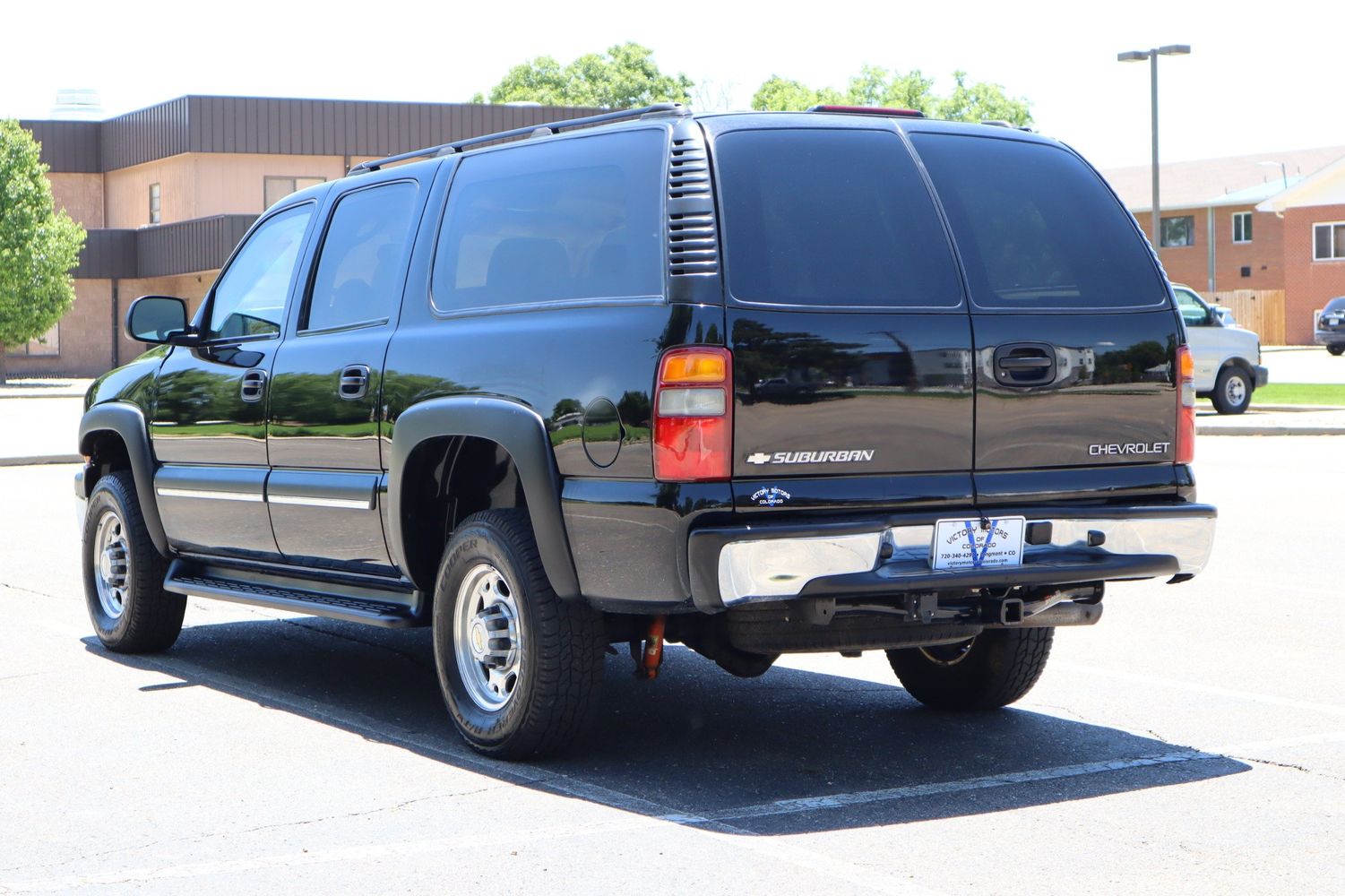 2003 Chevrolet Suburban 2500 LS | Victory Motors of Colorado