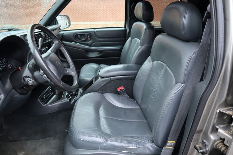 2000 Chevrolet Blazer LS | Victory Motors of Colorado