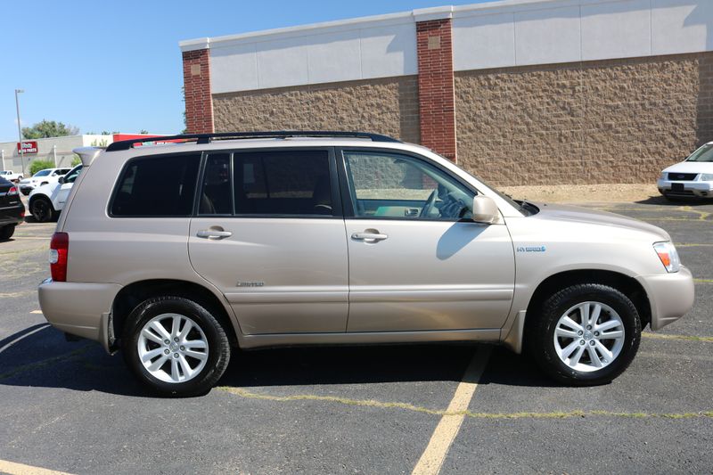 2007 Toyota Highlander Hybrid Photos