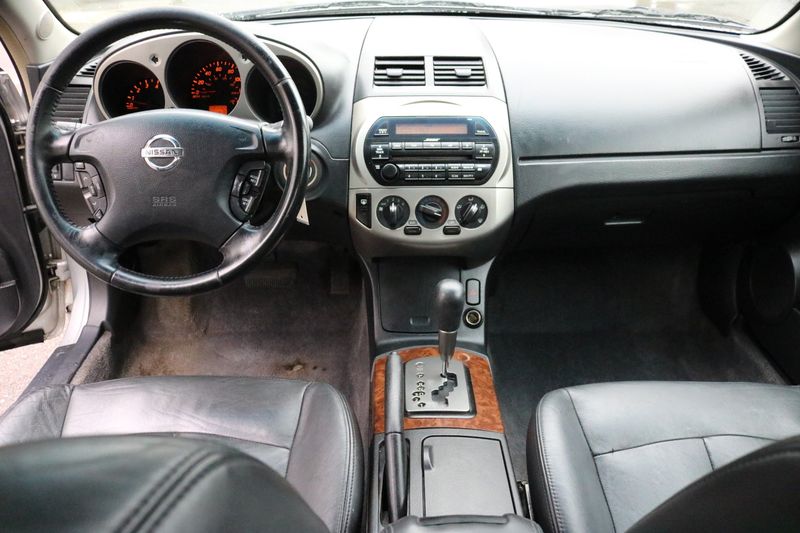2003 Nissan Altima Photos