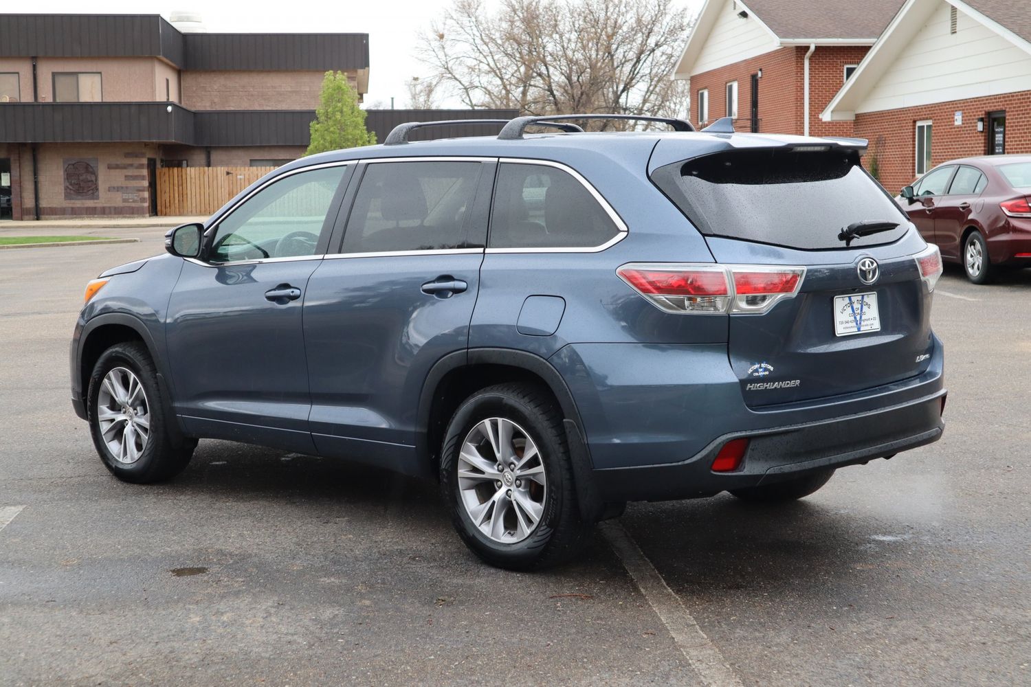 2014 Toyota Highlander LE | Victory Motors of Colorado