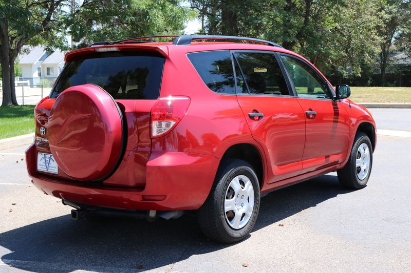 2007 Toyota RAV4 Photos