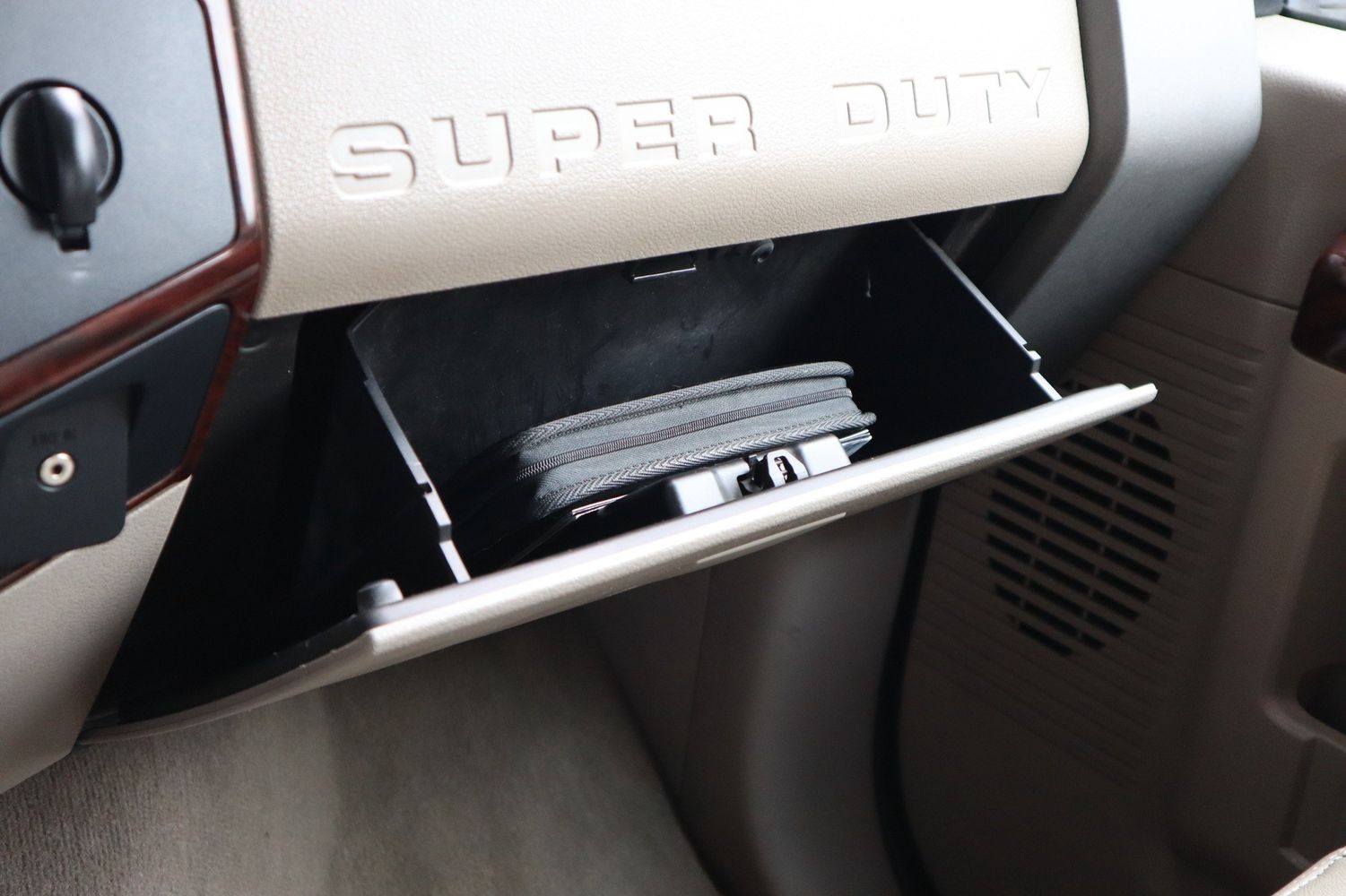 2008 Ford F-250 Super Duty Lariat | Victory Motors of Colorado