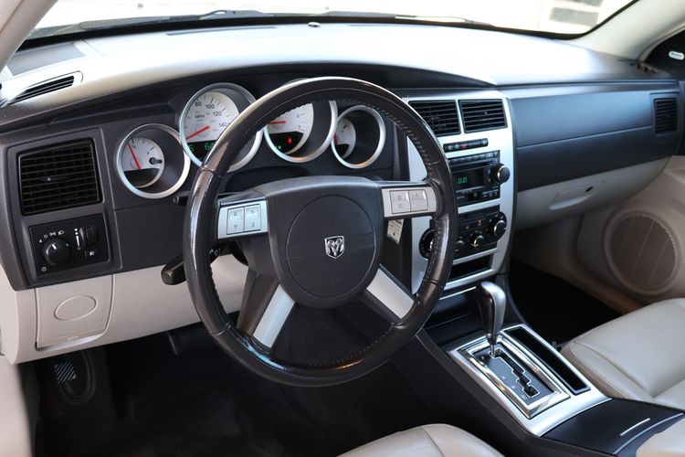 2006 Dodge Magnum RT | Victory Motors of Colorado