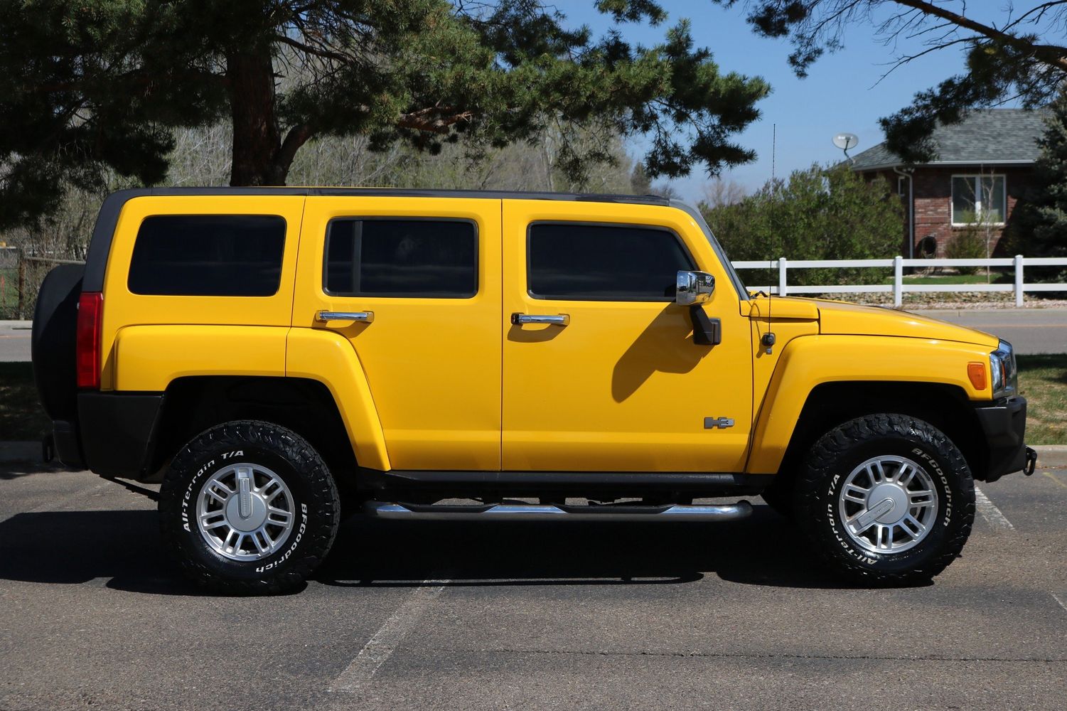 2006 Hummer H3 Luxury | Victory Motors of Colorado