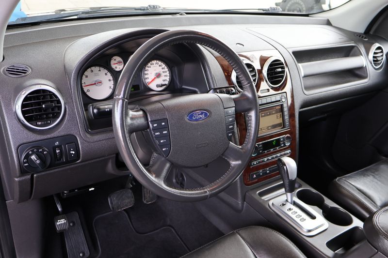 2006 Ford Freestyle Photos