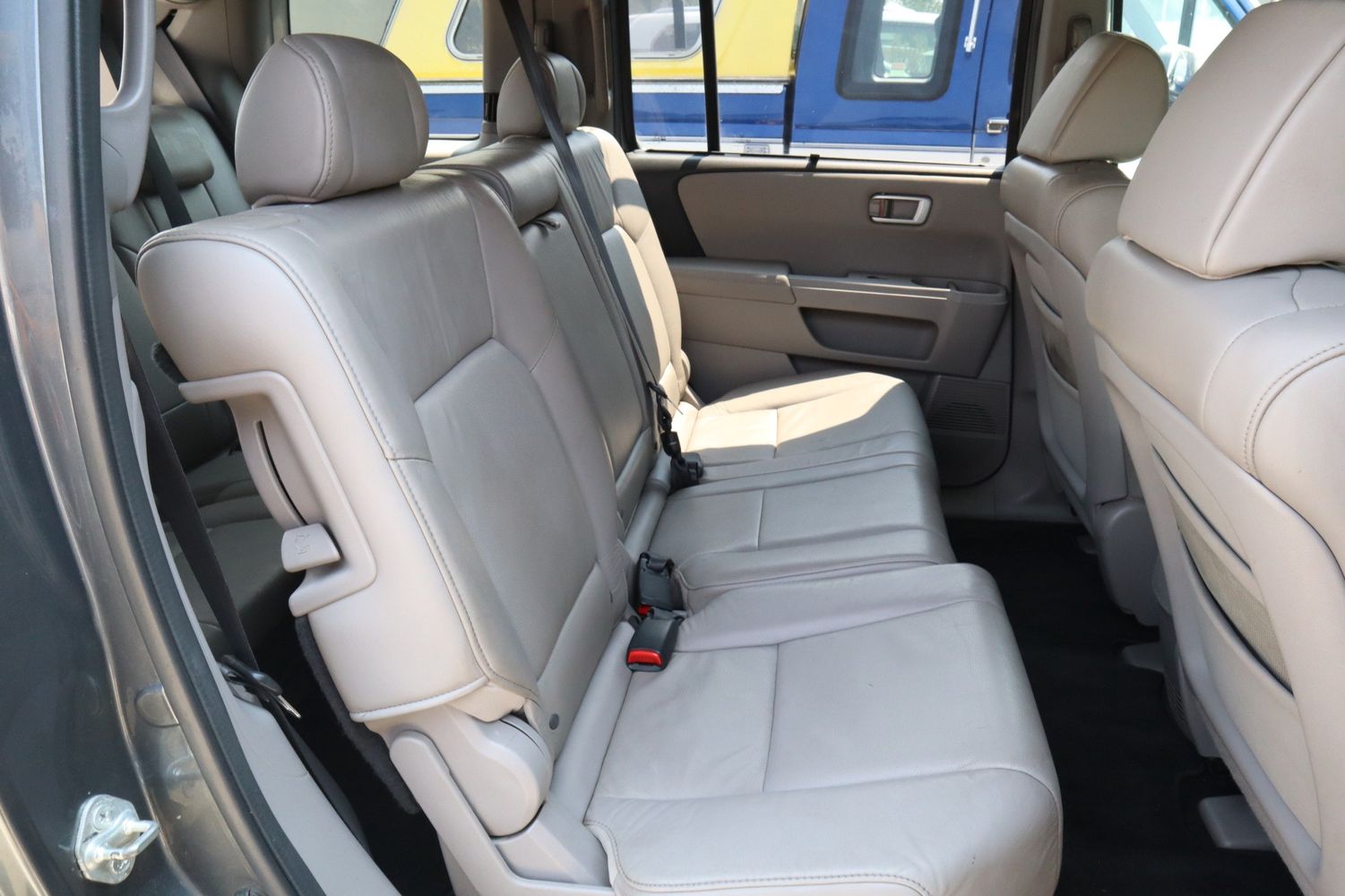 2010 Honda Pilot Touring w/Navi | Victory Motors of Colorado