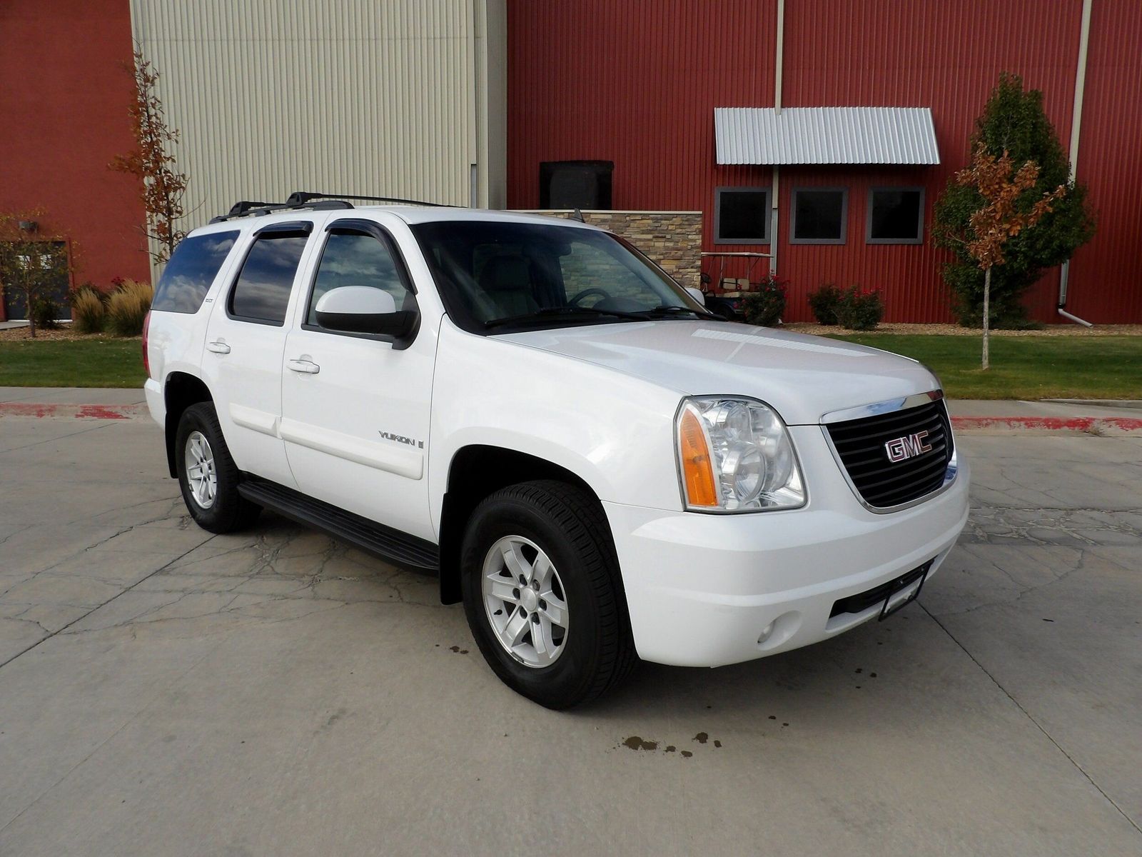 2008 GMC Yukon SLT | Storm Mountain Motors