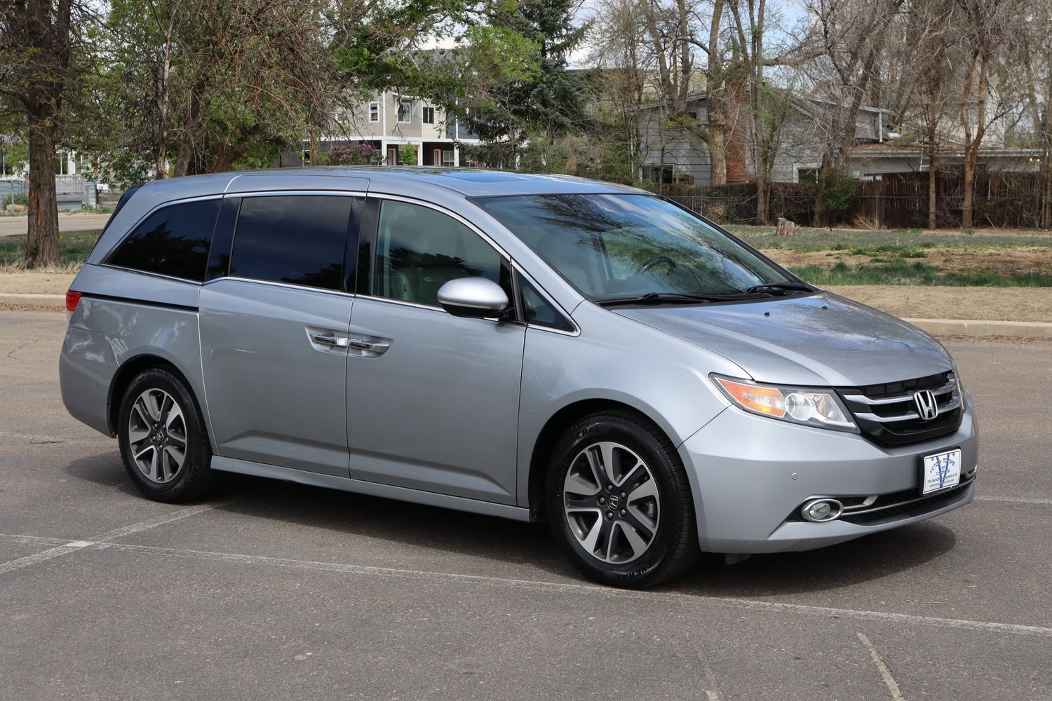 2016 Honda Odyssey Touring Elite | Victory Motors of Colorado