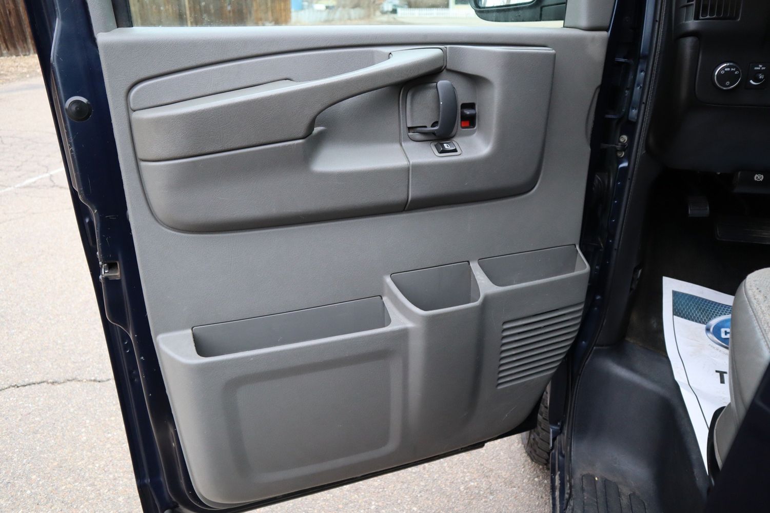 2008 Chevrolet Express Passenger LS 1500 | Victory Motors of Colorado