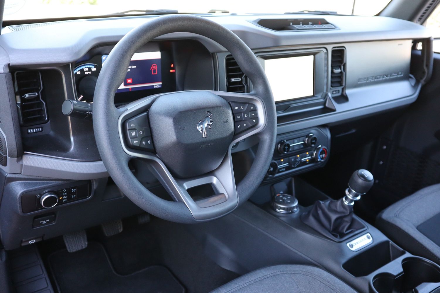 2023 Ford Bronco Base Advanced | Victory Motors of Colorado