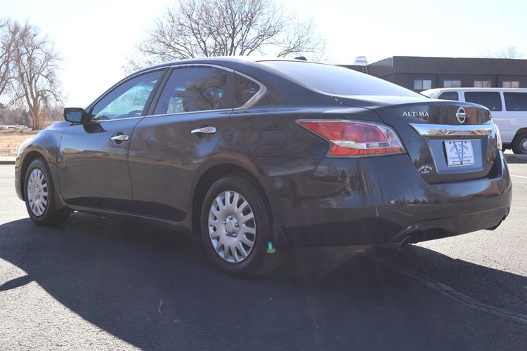 2015 Nissan Altima 2.5 S | Victory Motors of Colorado