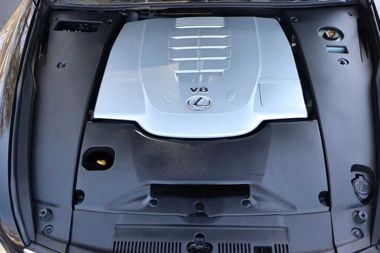 2011 Lexus LS 460 Sport | Victory Motors of Colorado