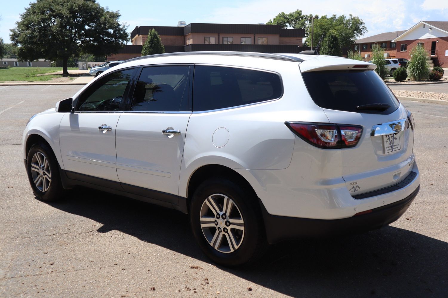 2016 Chevrolet Traverse LT | Victory Motors of Colorado