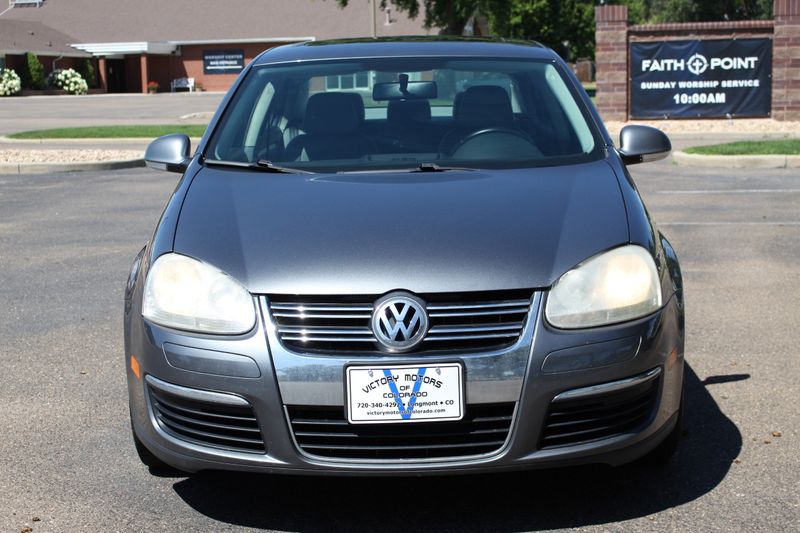 2008 Volkswagen Jetta Photos
