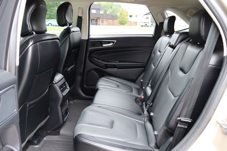 2018 Ford Edge Titanium | Victory Motors of Colorado