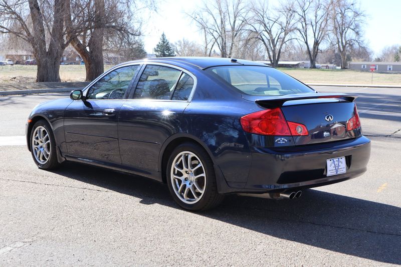 2005 INFINITI G35 Photos