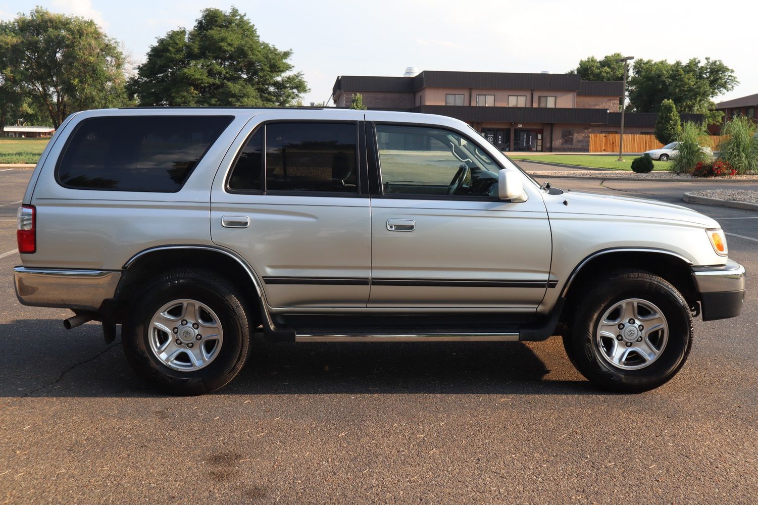 2001 Toyota 4Runner SR5 | Victory Motors of Colorado