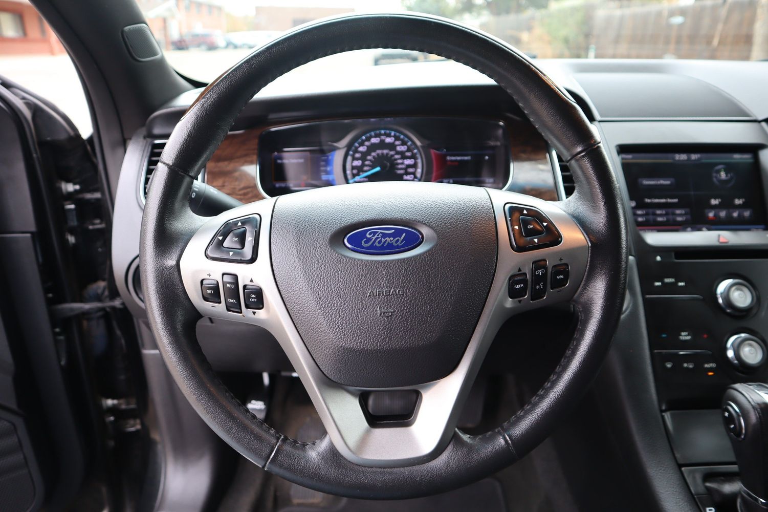 2014 Ford Taurus Limited | Victory Motors of Colorado
