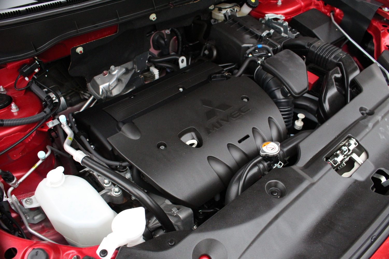 2018 Mitsubishi Outlander Sport 2.4 SE | Victory Motors of Colorado