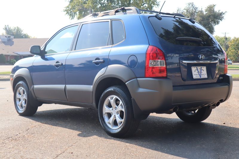 2009 Hyundai Tucson Photos